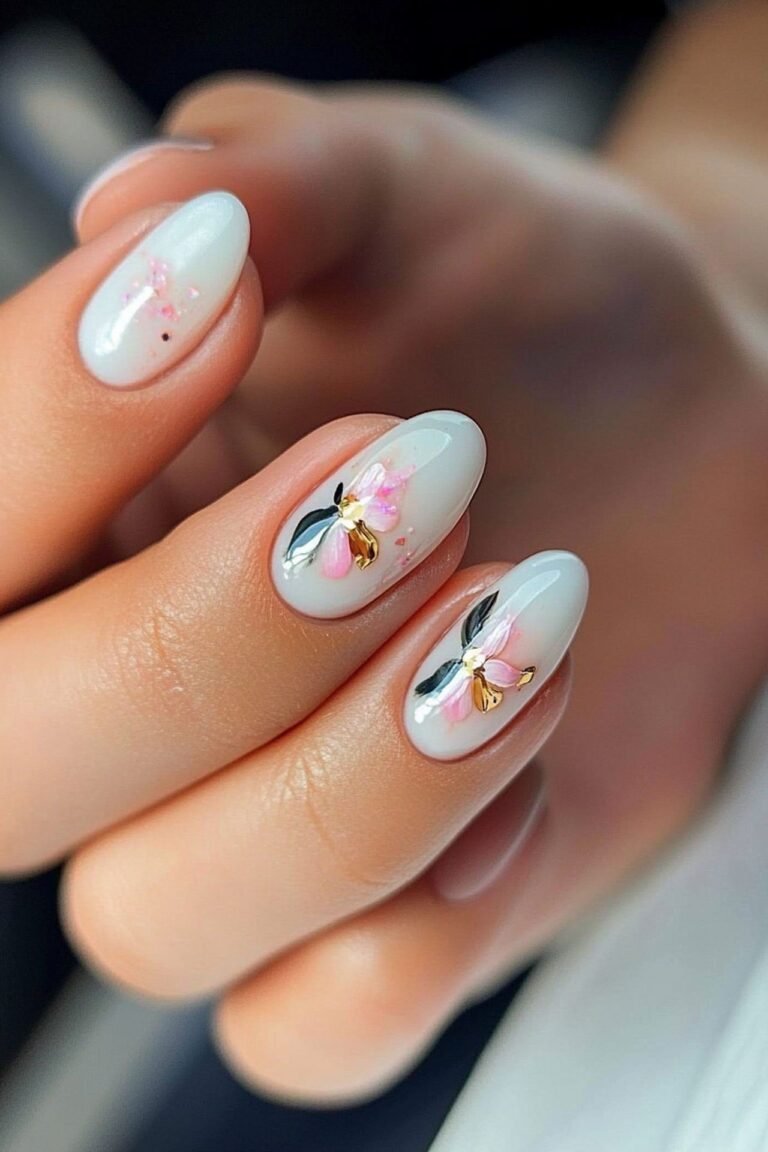 Nails for Natural Short Nails: 35+ Chic Oval Designs
